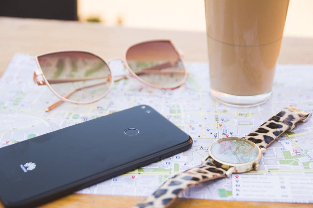 ΕΙΝΑΙ ΤΑ SMARTPHONES ΤΟ ΝΟΥΜΕΡΟ 1 ΑΞΕΣΟΥΑΡ ΤΩΝ ΚΑΛΟΚΑΙΡΙΝΩΝ ΔΙΑΚΟΠΩΝ ...