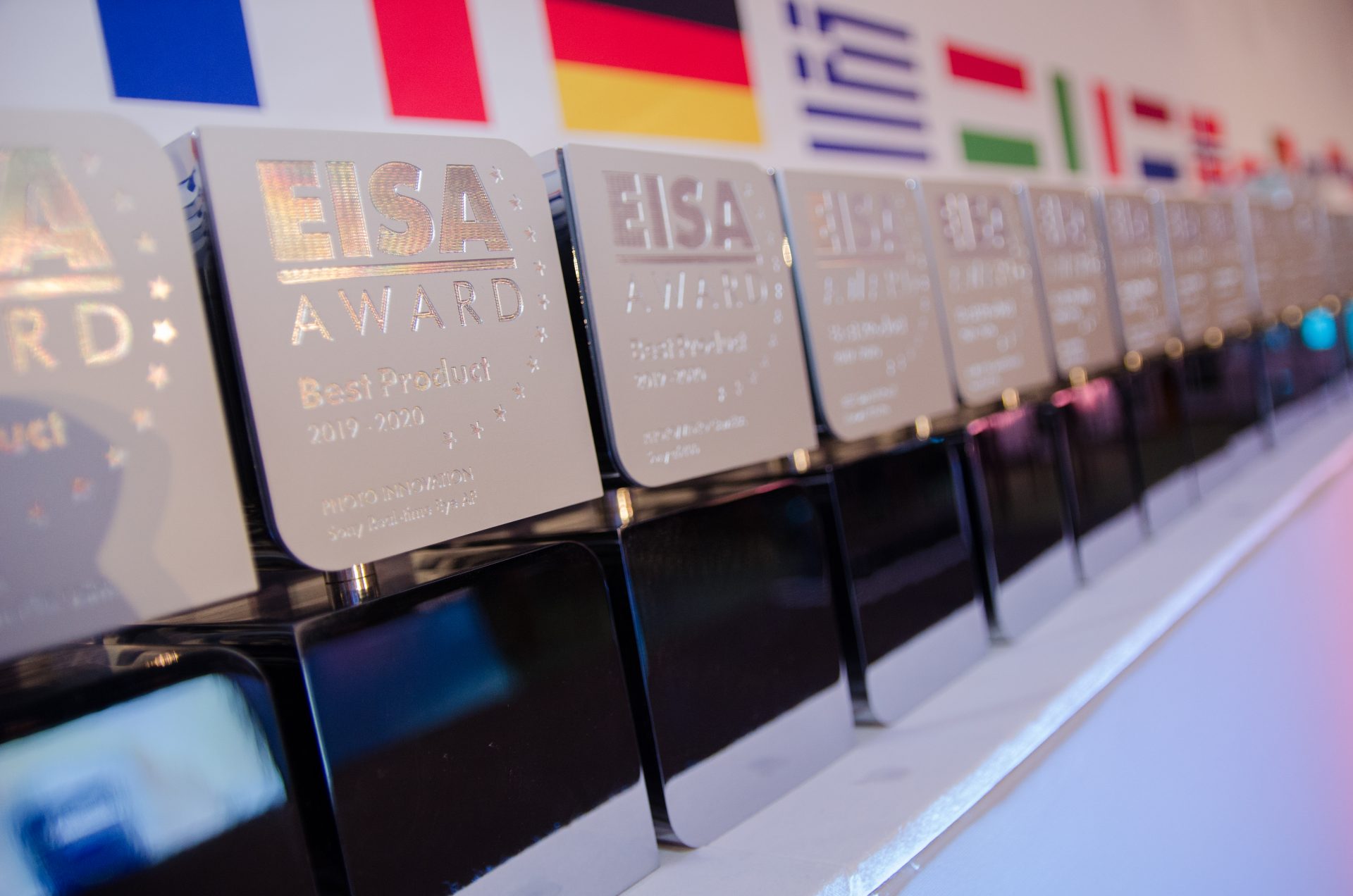 TO PHOTONET ΣΤΟ ΛΟΝΔΙΝΟ ΓΙΑ ΤΗΝ ΕΠΙΣΗΜΗ ΤΕΛΕΤΗ ΑΠΟΝΟΜΗΣ ΤΩΝ ΒΡΑΒΕΙΩΝ ...