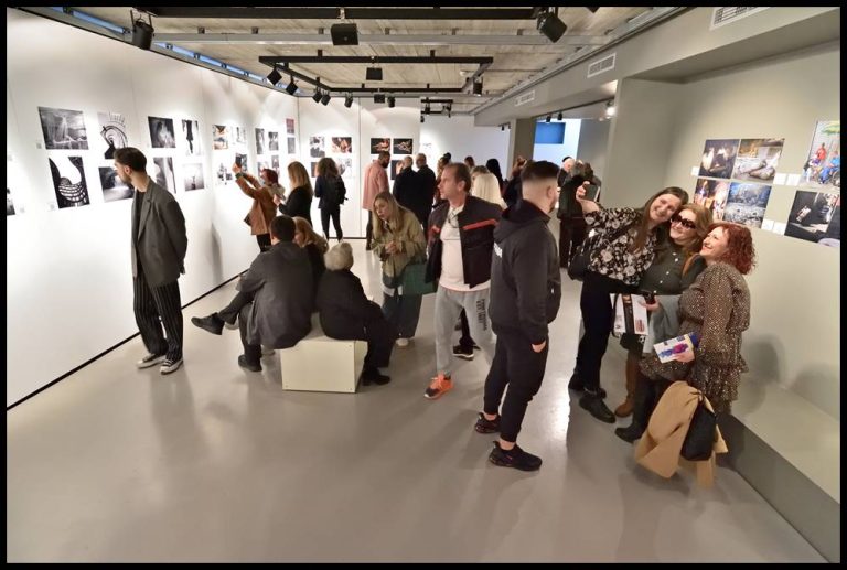PHOTONET GALLERY: ΑΠΟ 3 ΩΣ 6 ΜΑΡΤΙΟΥ ΣΤΟ ΧΩΡΟ ΤΕΧΝΗΣ “ΜΕΛΑΝΥΘΡΟΣ ...