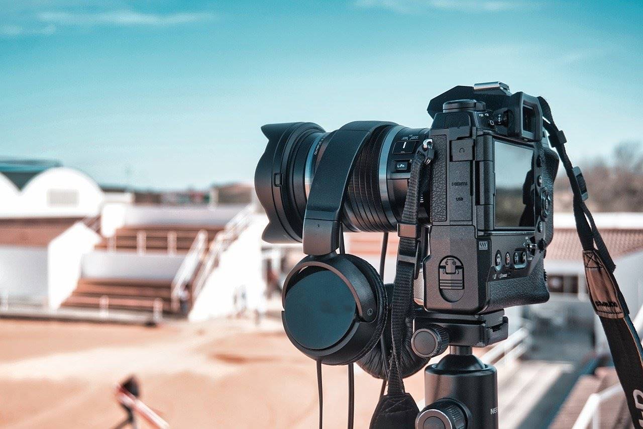 ΔΙΑΦΡΑΓΜΑ 26: ΔΡΑΣΕΙΣ ΑΠΡΙΛΙΟΥ! – Photonet: για το φωτογράφο και τη ...