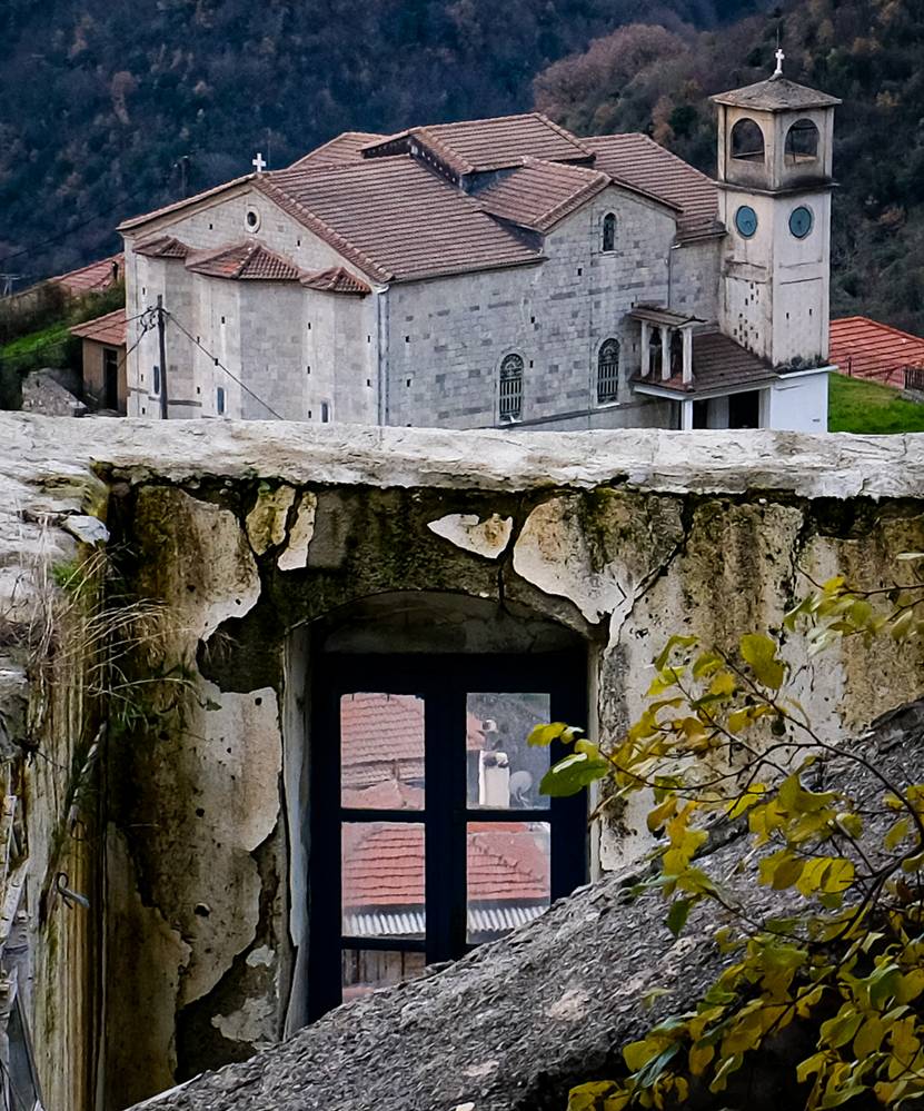 ΓΡΑΦΕΙ ΚΑΙ ΦΩΤΟΓΡΑΦΙΖΕΙ Ο ΓΙΑΝΝΗΣ ΚΙΝΤΖΙΟΣ! – Photonet: για το ...
